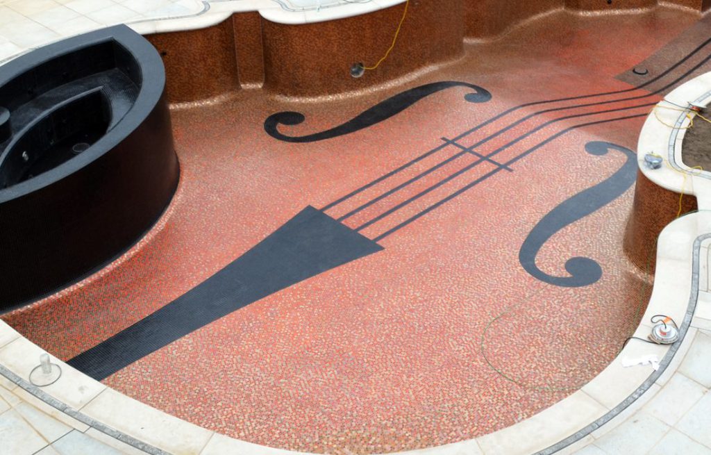 Violin Shaped Swimming Pool | iCreatived
