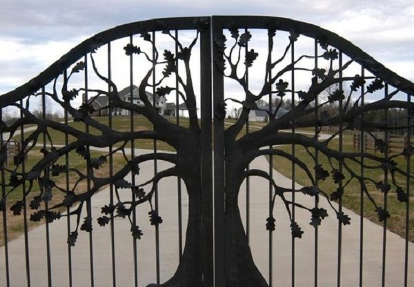 Amazing Tree Gates Ideas | iCreatived
