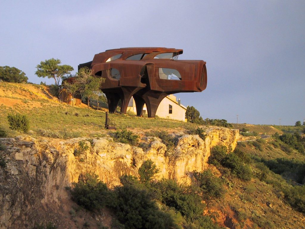 The Amazing Stunning Steel House | iCreatived