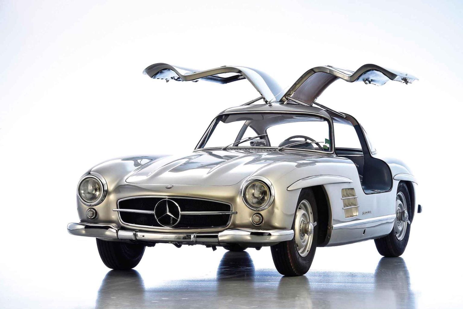 The 10 Most Legendary Classic Cars of All Time | iCreatived