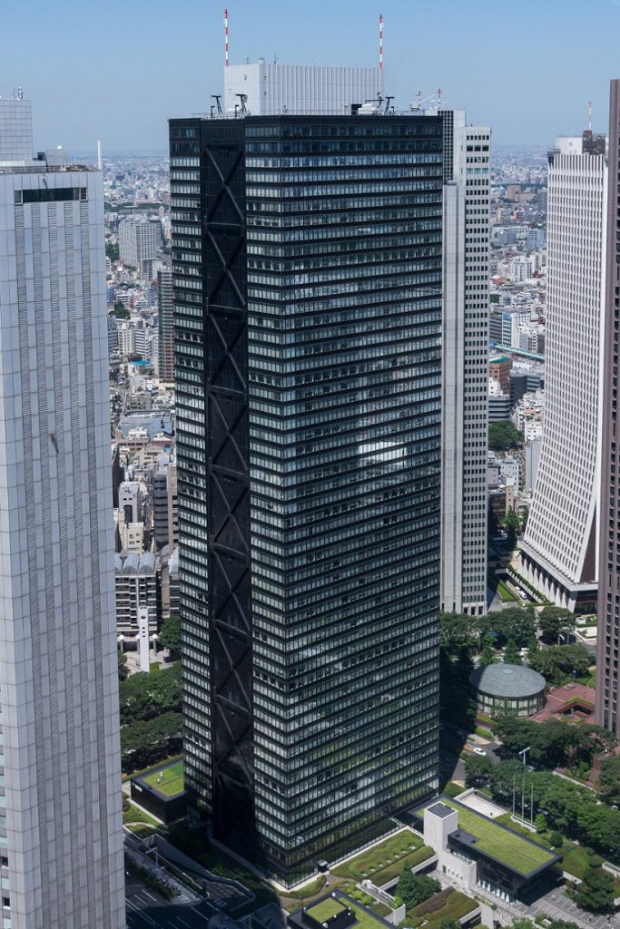 5 Examples of Earthquake-Resistant Buildings around the World | iCreatived