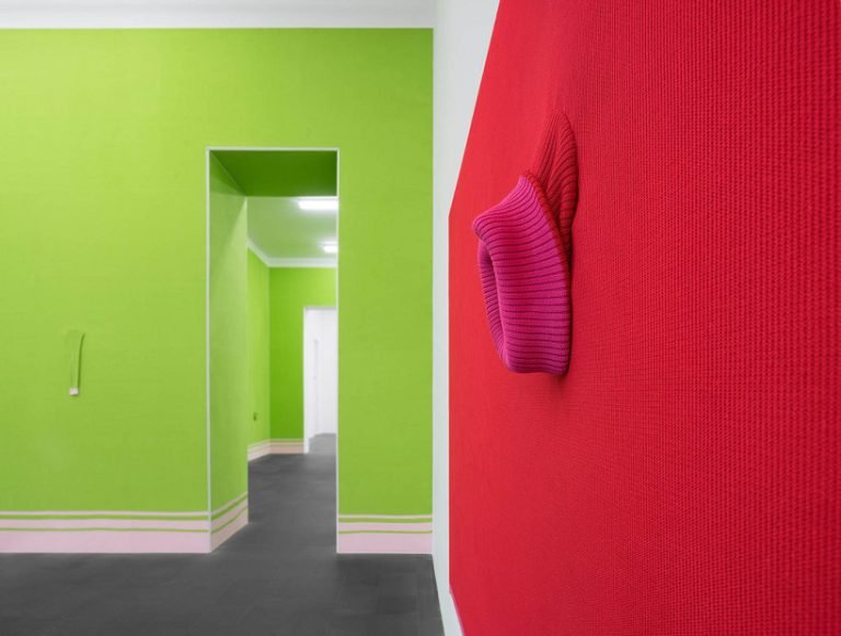 erwin-wurm-sculptures-yorkshire-sculpture-park-icreatived-04 | iCreatived