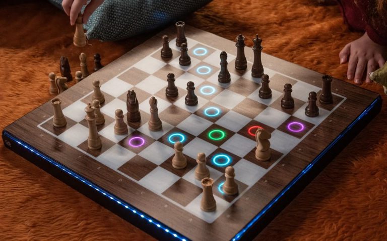 GoChess: An Immersive AI-Powered Chess Experience | iCreatived