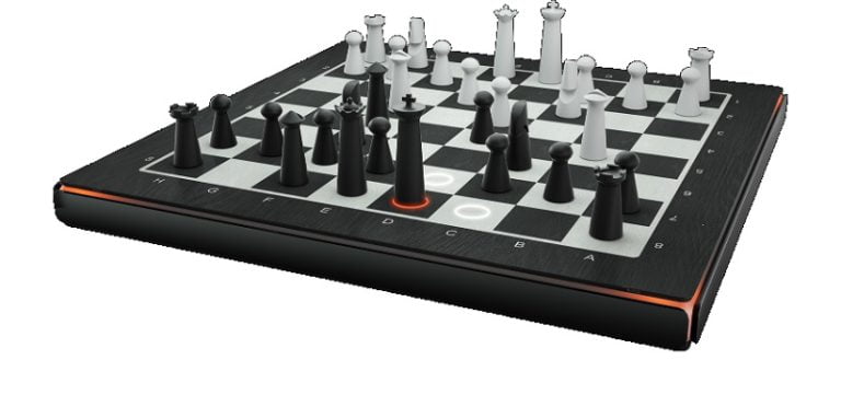 GoChess: An Immersive AI-Powered Chess Experience | iCreatived