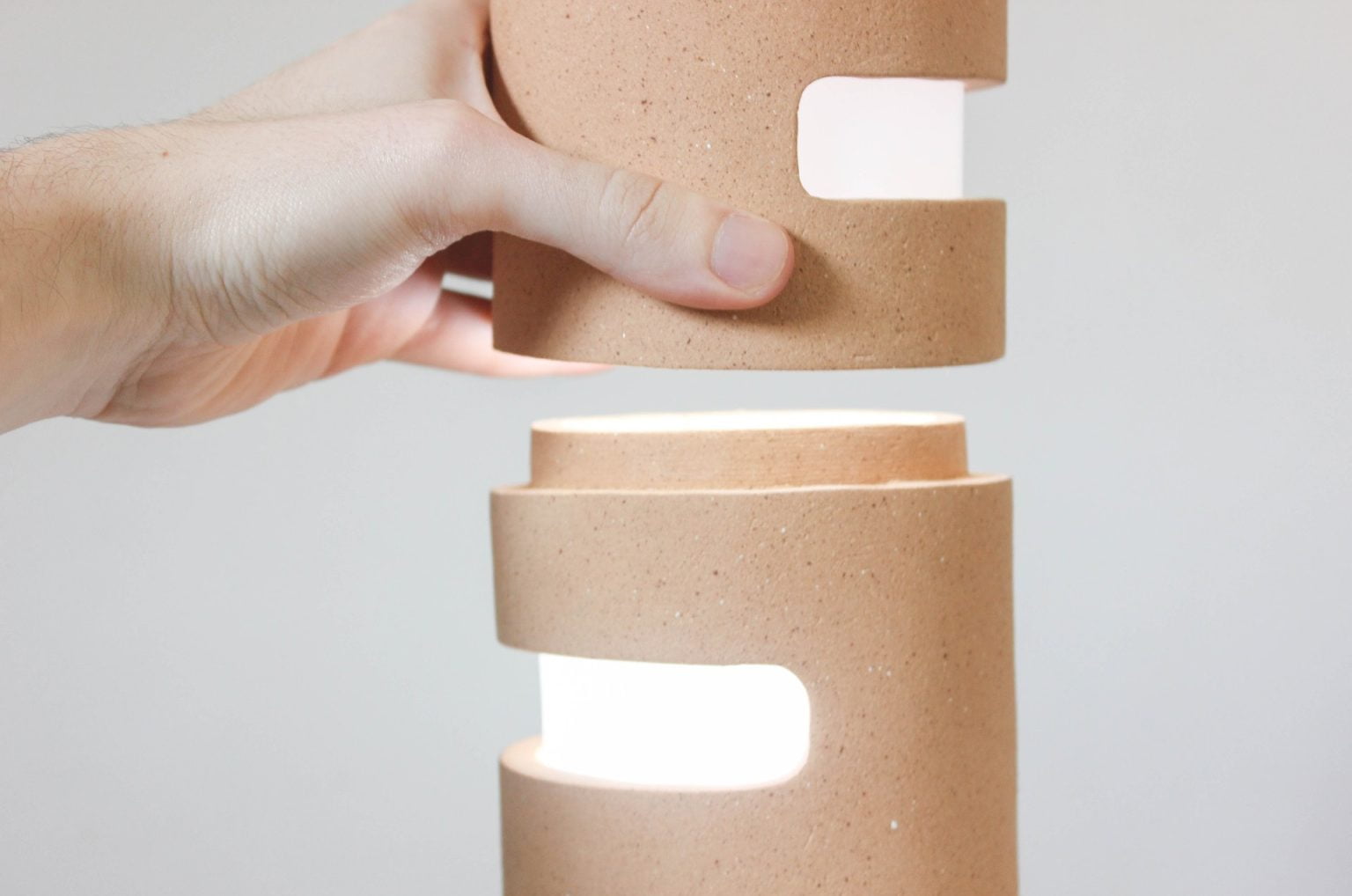 Sustainable Modular Table Lamp With a Modern Design - Sentinela ...