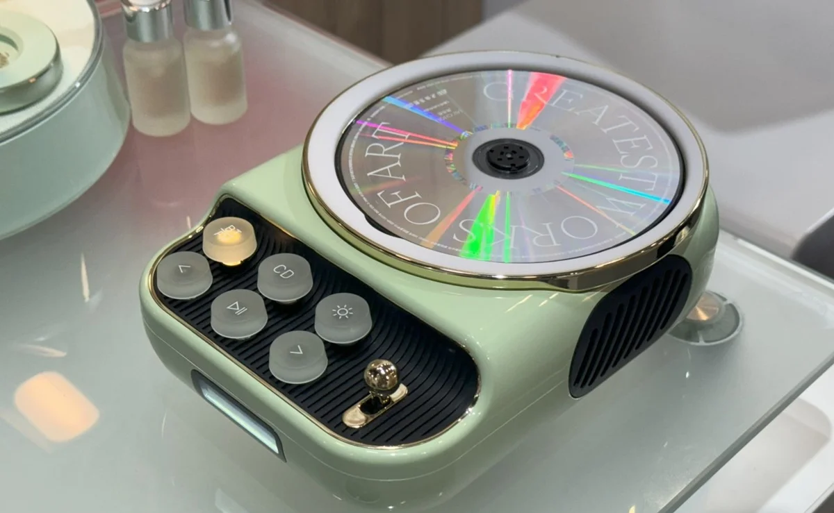 Creative Cd Player CD Playing Turntable Pairs Analog Aesthetics With